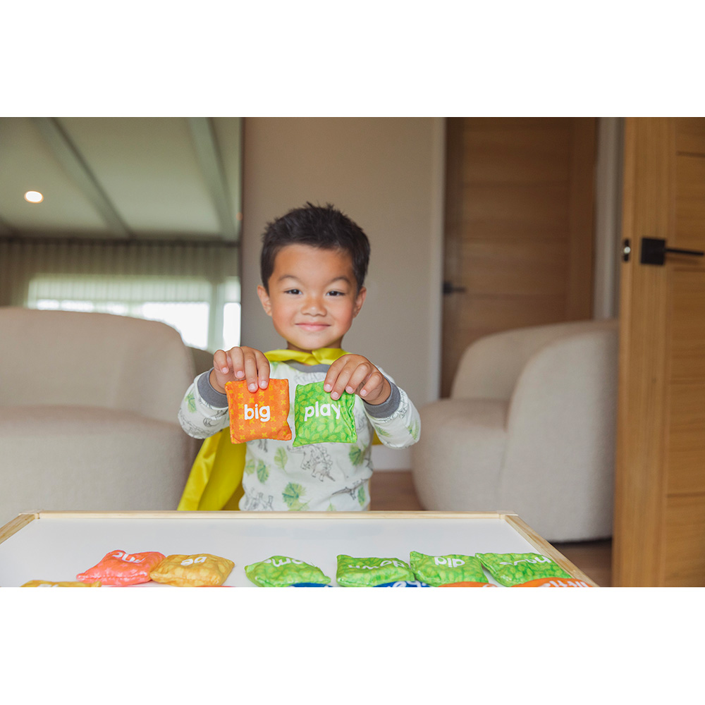 SIGHT WORD BEAN BAGS - EDUCATIONAL INSIGHTS - Playwell Canada Toy ...