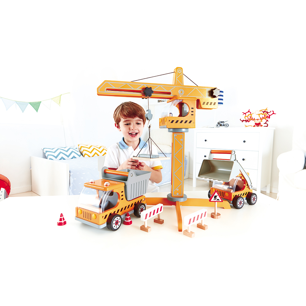 CRANE LIFT - HAPE - Playwell Canada Toy Distributor